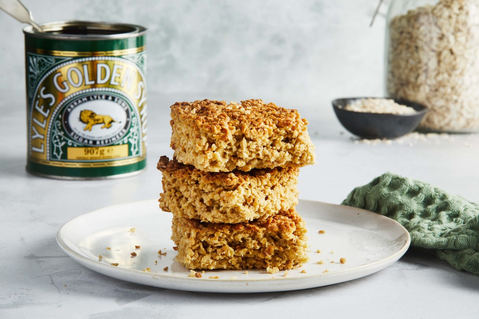 5 Flapjack Recipes You Have To Try | Lyle's Golden Syrup