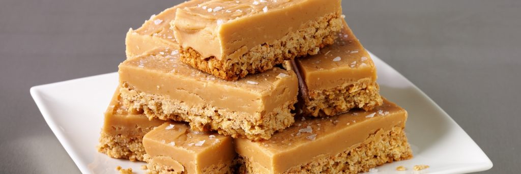 Lyles Scrummy Salted Caramel Flapjacks | Lyle's Golden Syrup