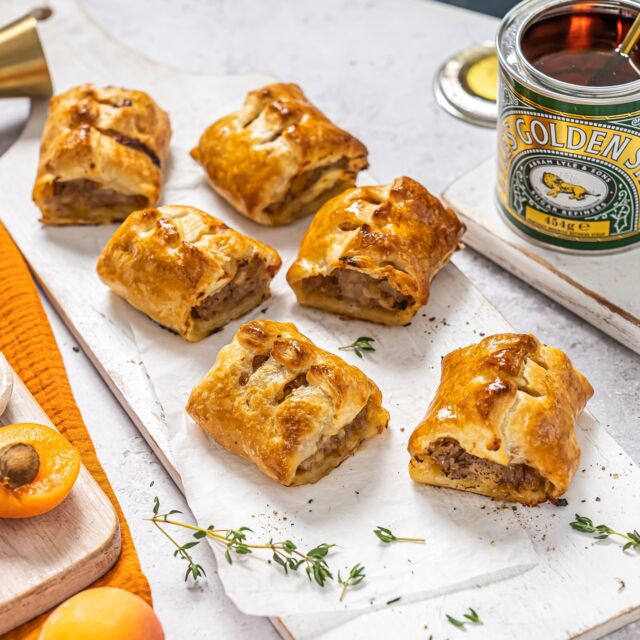 Strawberry Vanilla Ice Cream Cake Recipe | Lyle's Golden Syrup